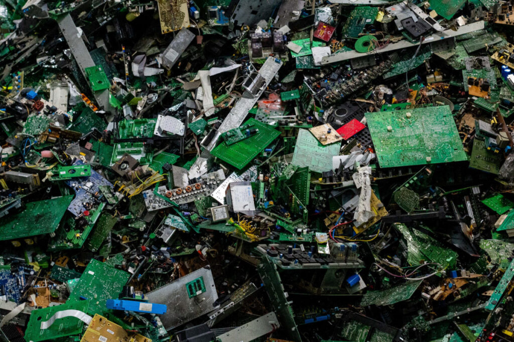 Aparatos eléctricos o electrónicos - RAEE Colombia SAS